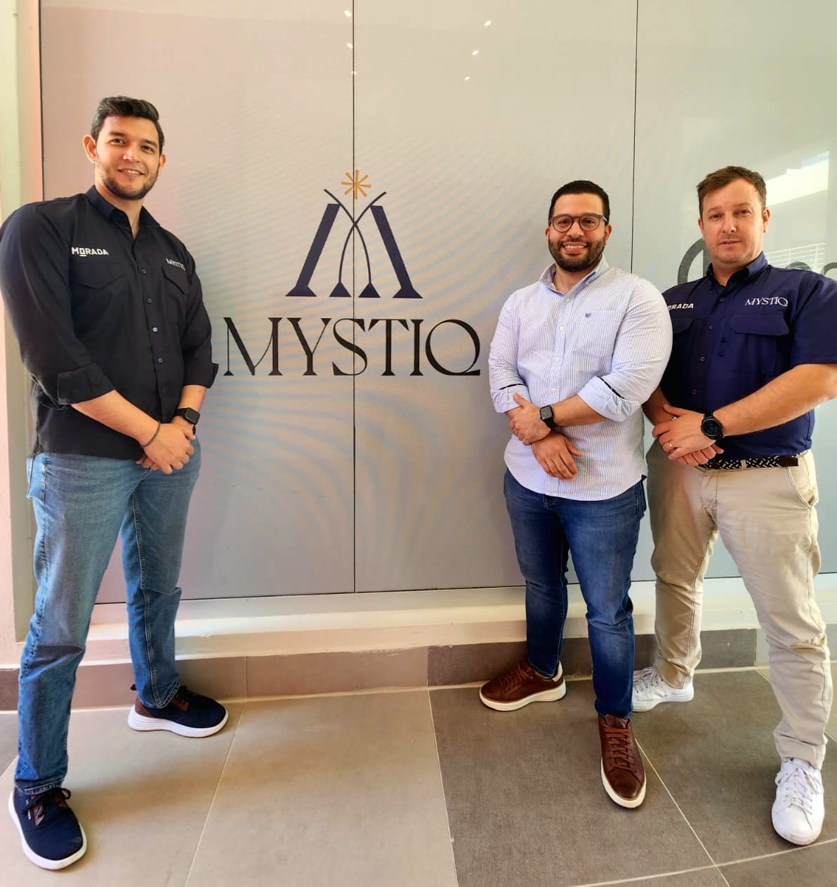 ¡MYSTIQ WAVE LLEGA CON TODO SU ESPLENDOR! - buenavibramagazine.com